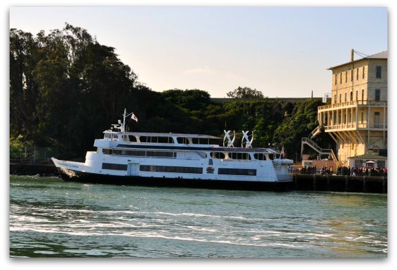 Visit Alcatraz: Tips to Prepare for Your Prison Tour